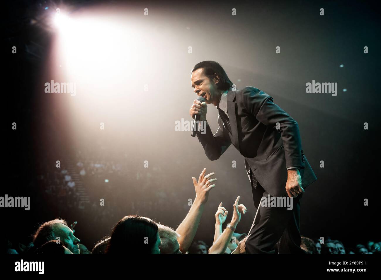 Oslo, Norway. 02th, October 2024. Nick Cave & the Bad Seeds perform a ...