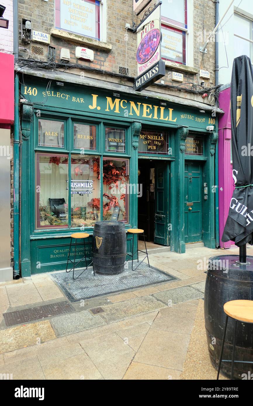 J mcneills hi-res stock photography and images - Alamy