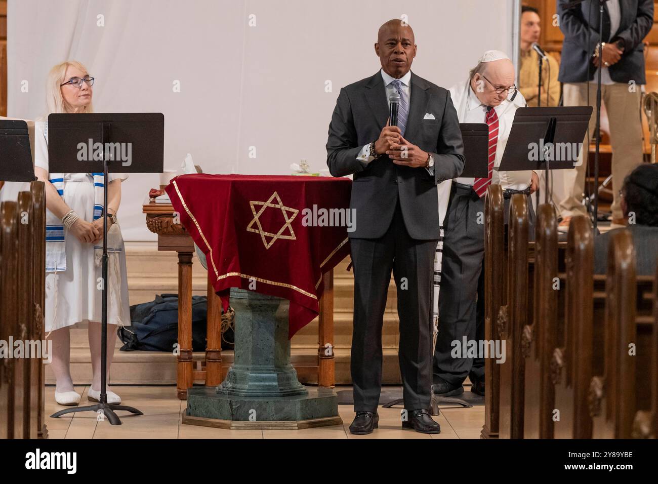 New York, New York, USA. 3rd Oct, 2024. Mayor Eric Adams attends Rosh ...