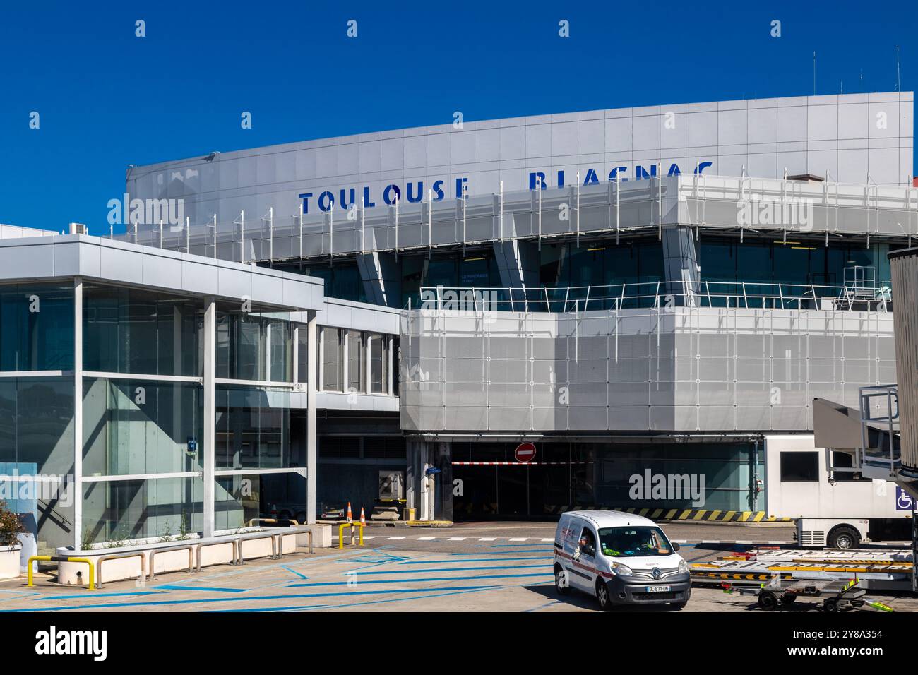 Toulouse–Blagnac Airport is an international airport located west ...