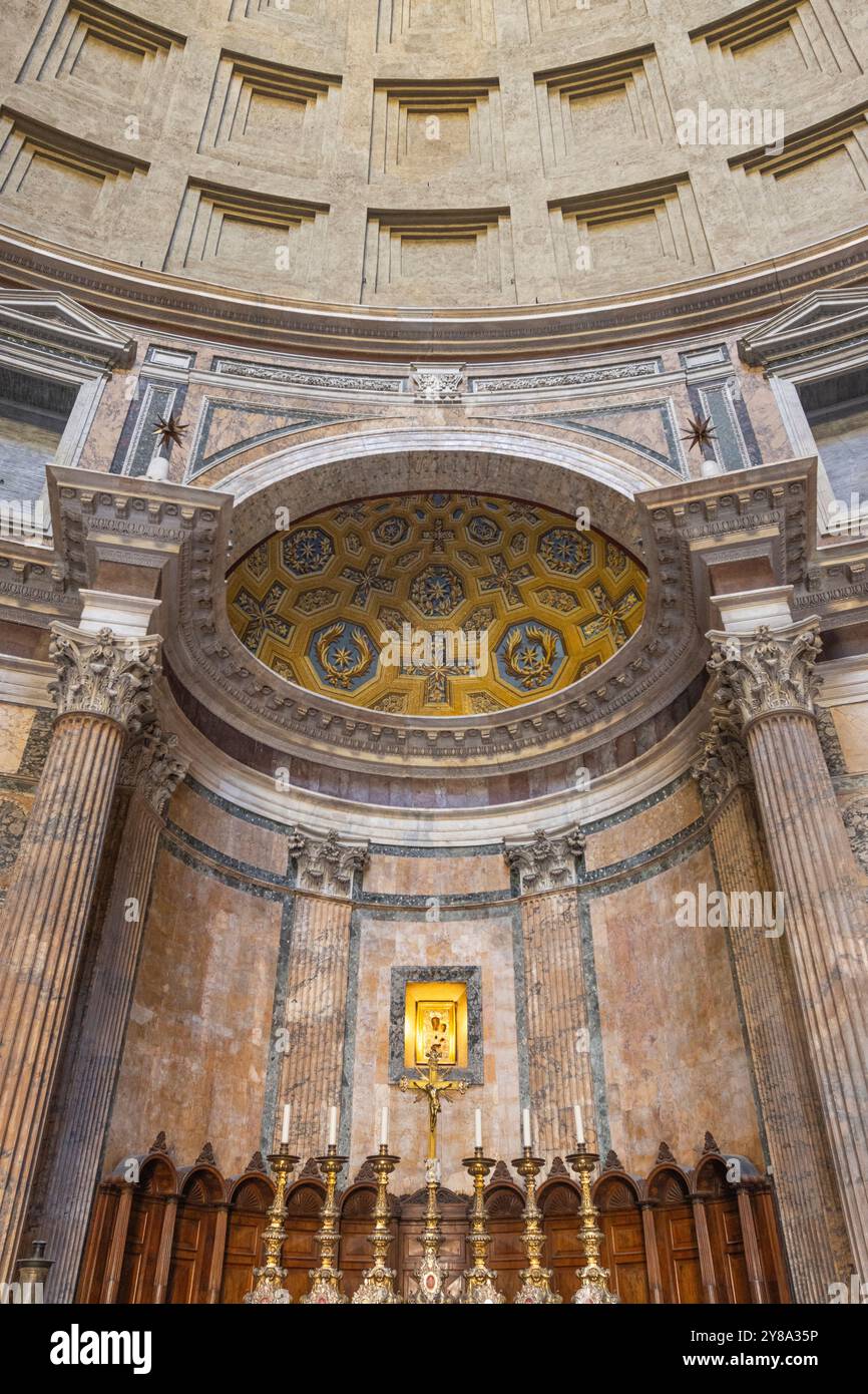Main altar pantheon in hi-res stock photography and images - Alamy
