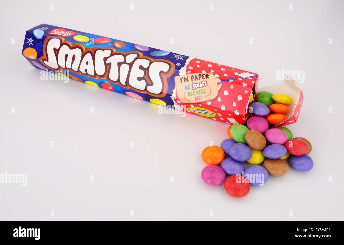 Nestle chocolate smarties in a festive design 120g recyclable cardboard ...