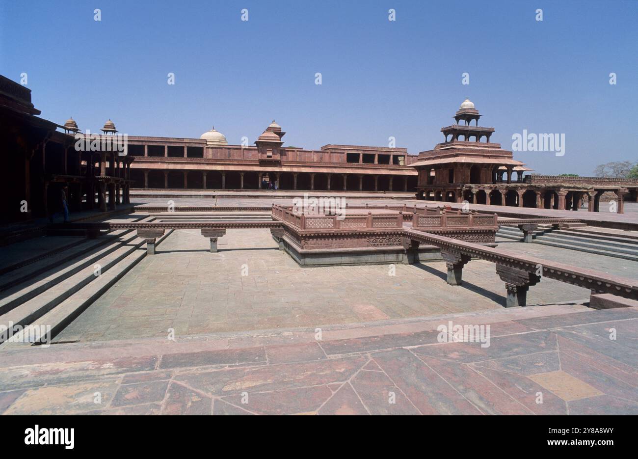 Anup Talao Central platforms and pathways. Fatehpur Sikri, India Stock ...