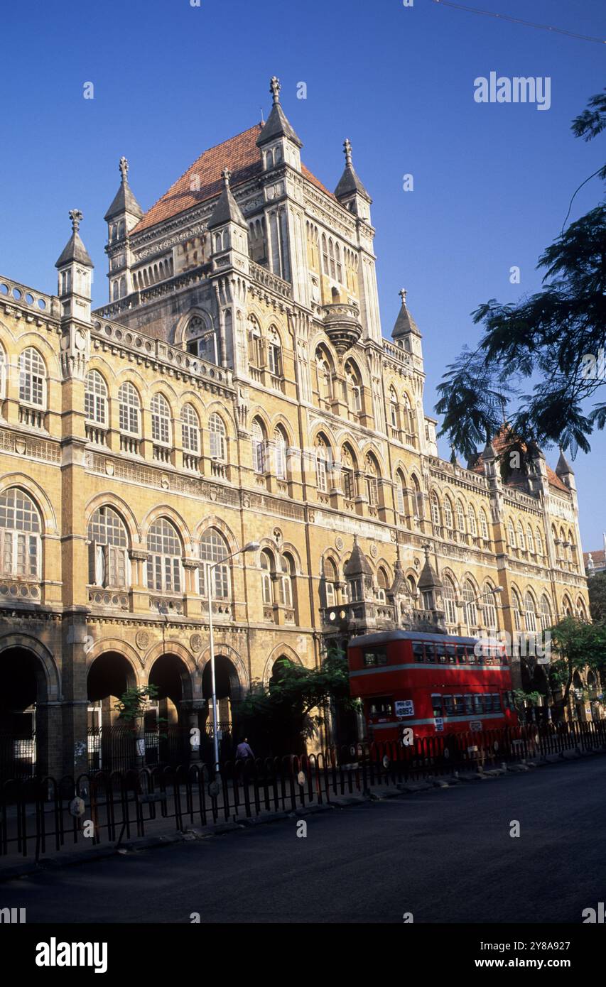 India, Mumbai, (Bombay), Mahatma Ghandi Road, Fort Area, the ...