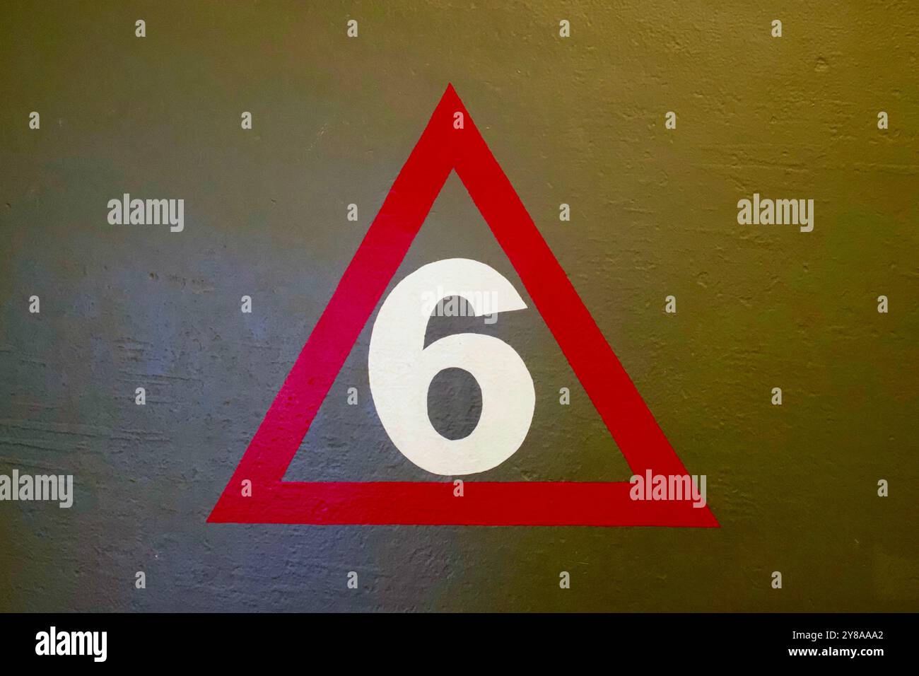 Sherman M4A4 Medium Tank (Willie Pusher II). Imperial War Museum ...