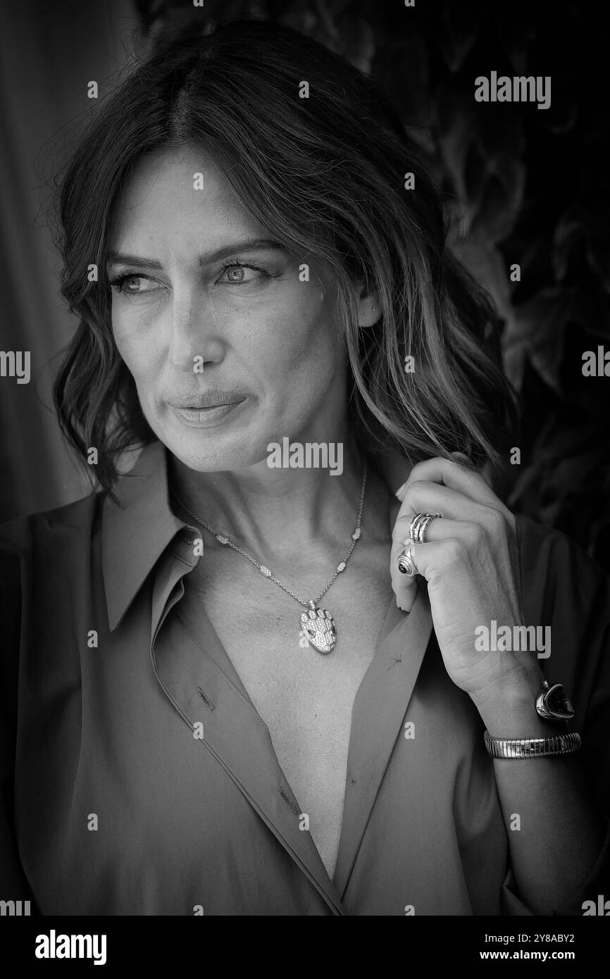 Nieves alvarez Black and White Stock Photos & Images - Alamy