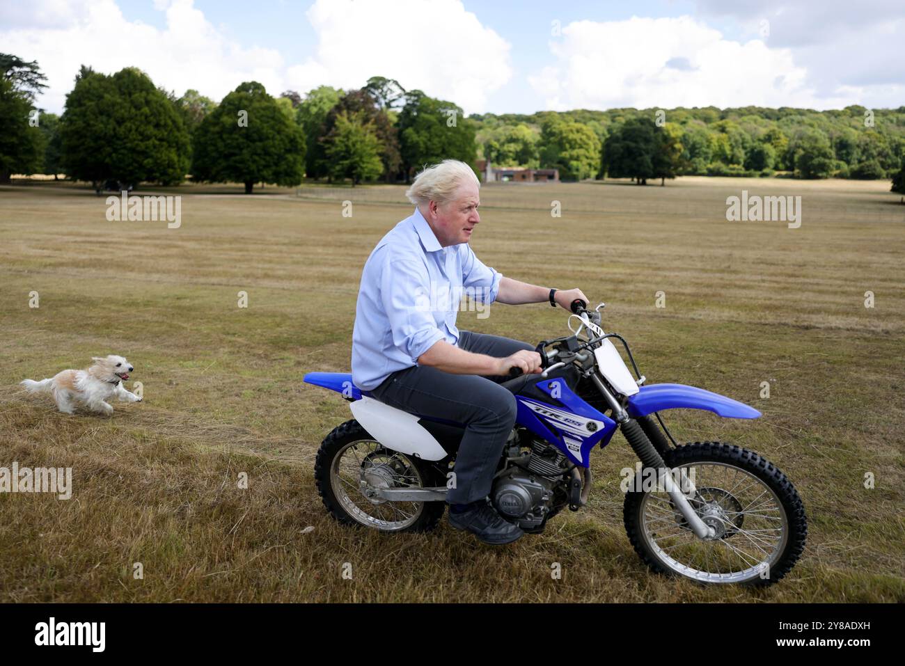 Carrie johnson wilfred hi-res stock photography and images - Alamy