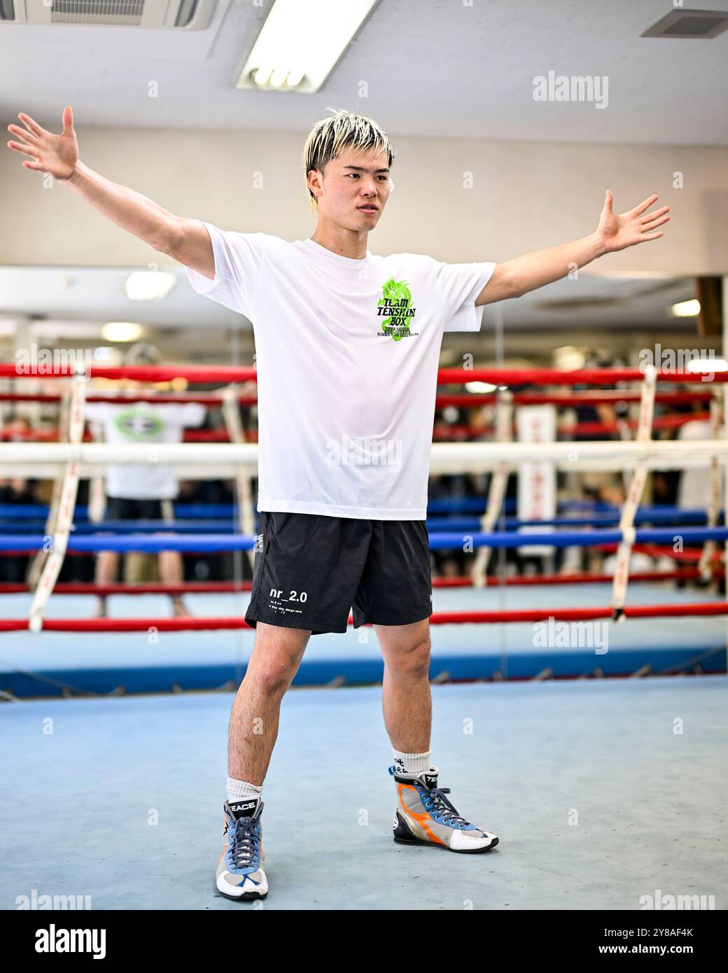 Tenshin Nasukawa, pro-boxer of Japan during a public workout at in ...