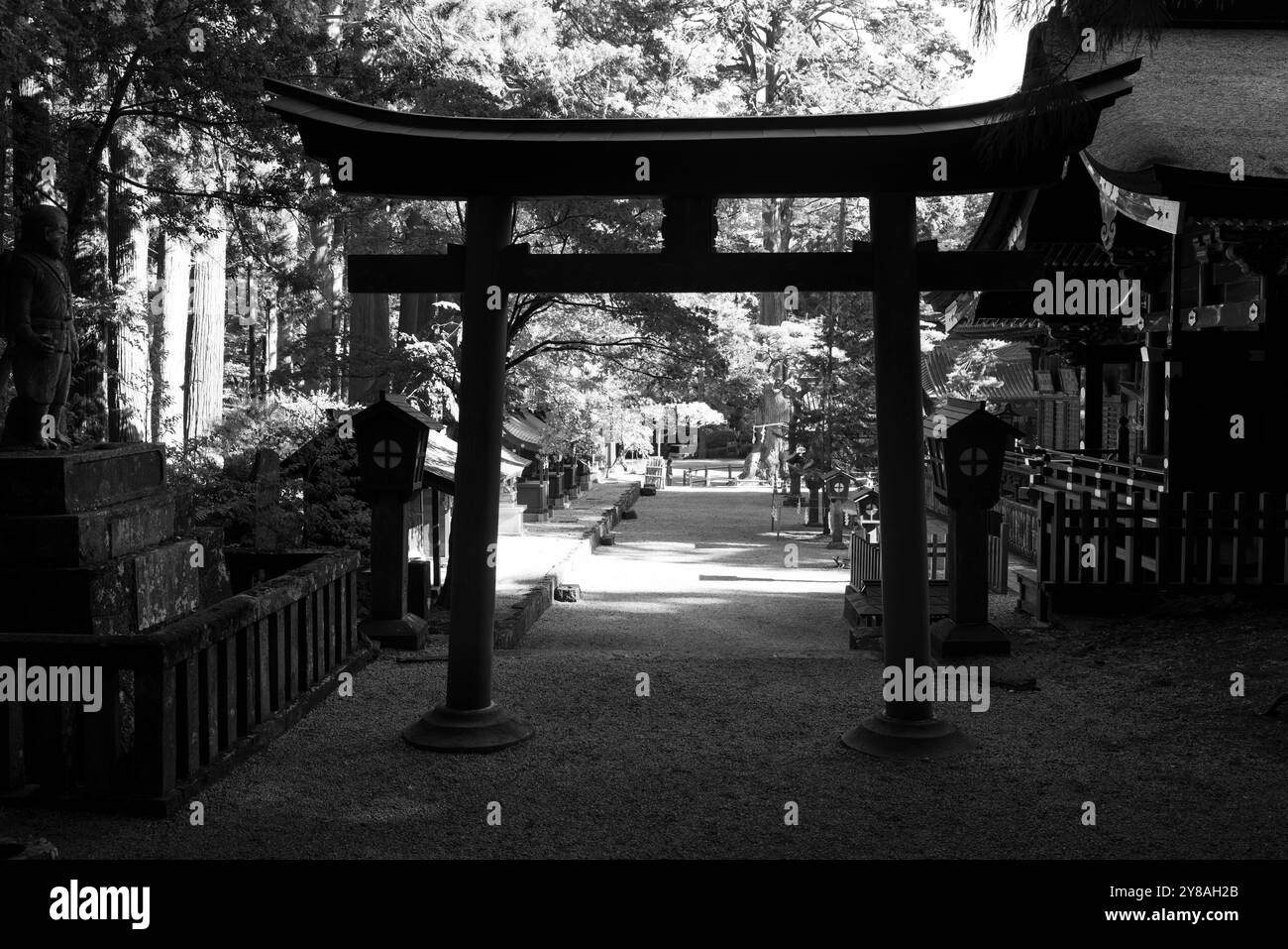 Japanese torii gate Black and White Stock Photos & Images - Alamy