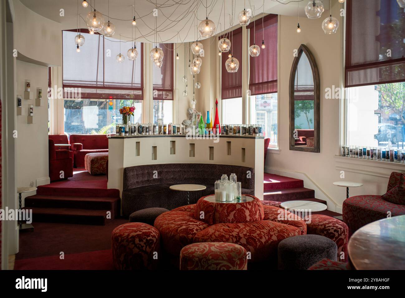 International house new orleans hi-res stock photography and images - Alamy
