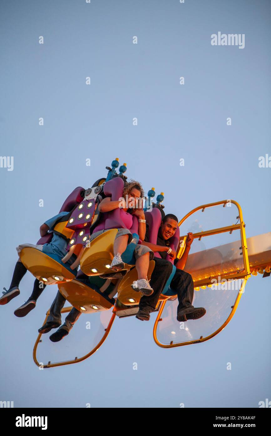 Kids on carnival rides hi-res stock photography and images - Alamy