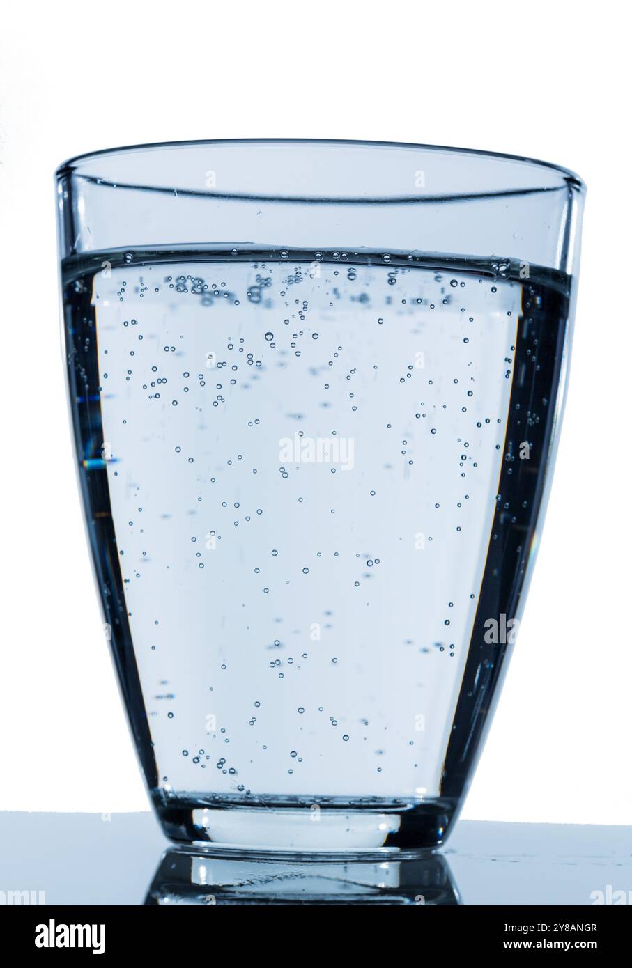 Water out glass hi-res stock photography and images - Alamy