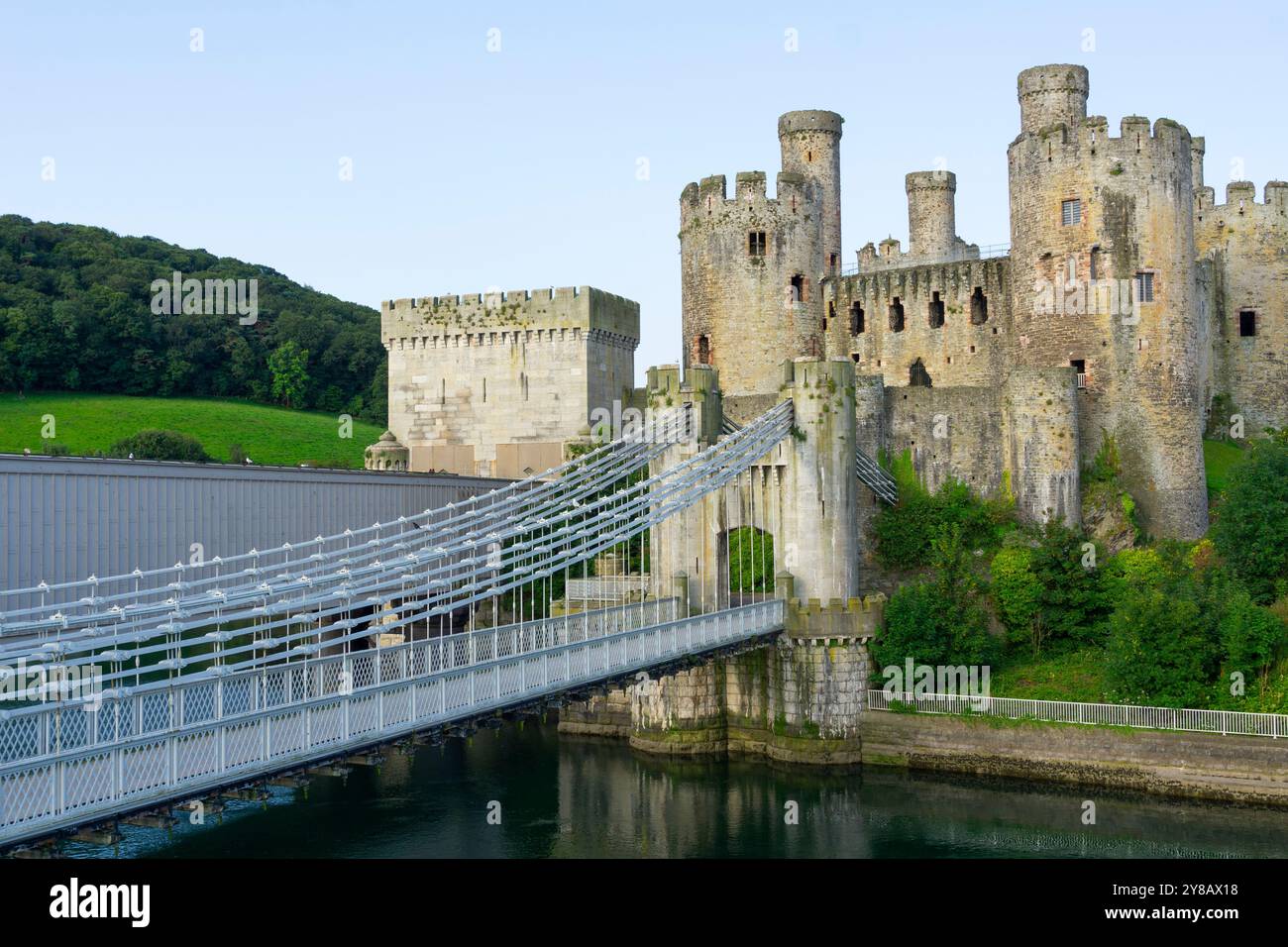 Three famous bridges across Conwy River enter medieval Castle Stock ...