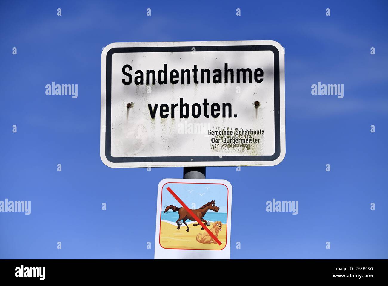 Sign sand extraction prohibited on the beach of Haffkrug, Schleswig ...