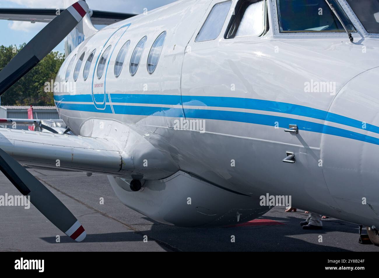 Corner view of a small charter twin engine airplane Stock Photo - Alamy