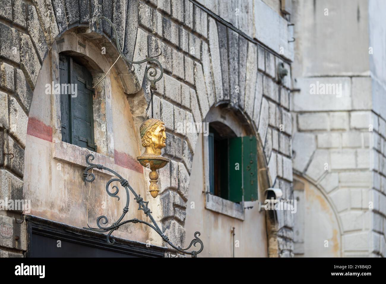 The golden head apothecary, one of the most unseen in plain view ...