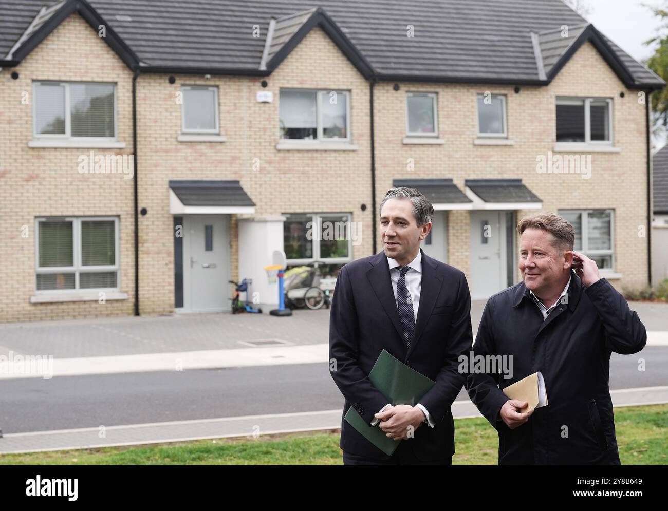 Taoiseach Simon Harris (left) and Minister for Housing Darragh O'Brien ...