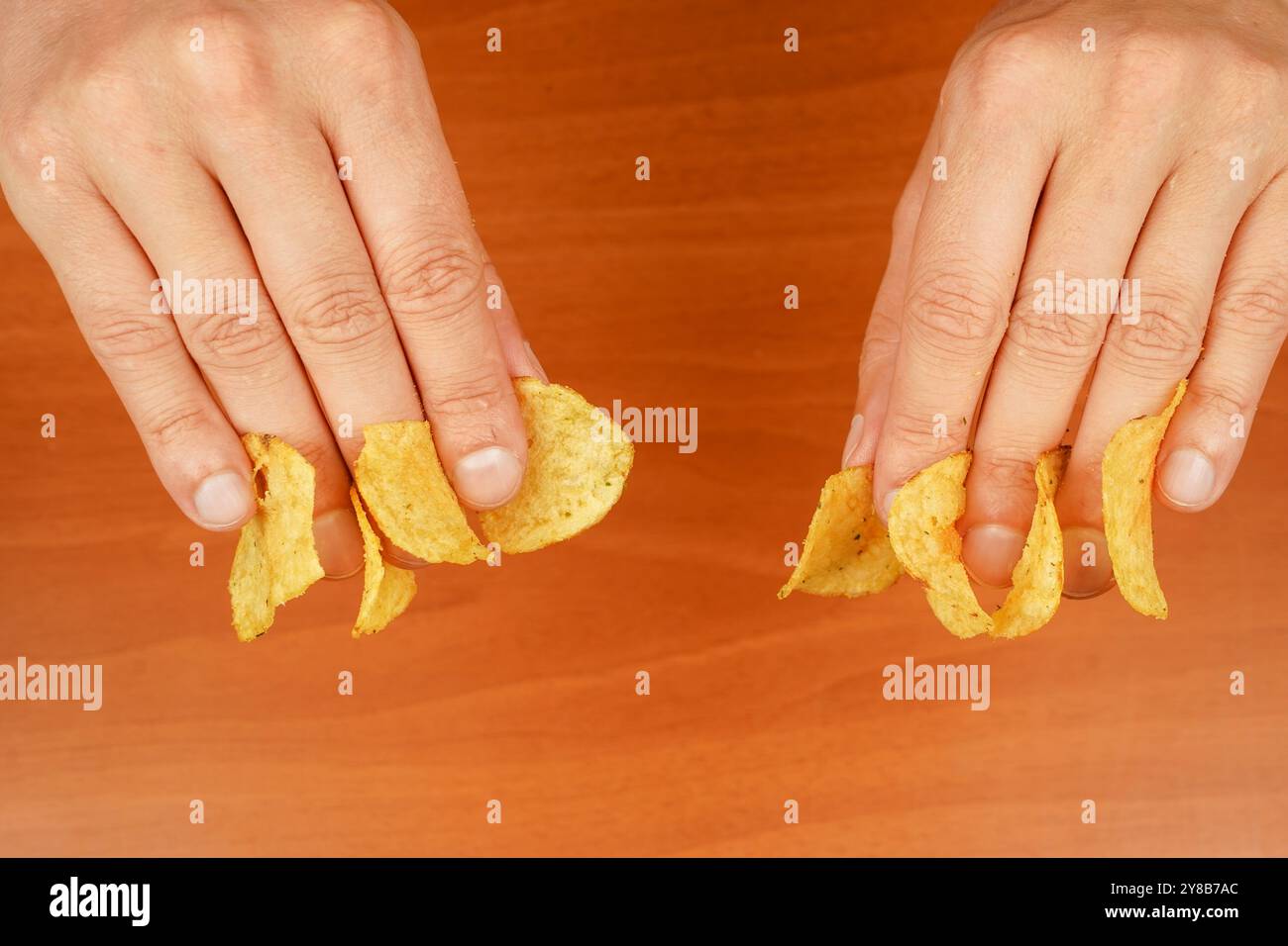 Eat potato chip boy hi-res stock photography and images - Alamy