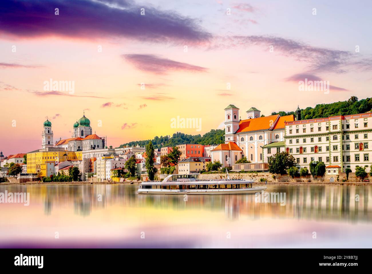 Old passau hi-res stock photography and images - Alamy