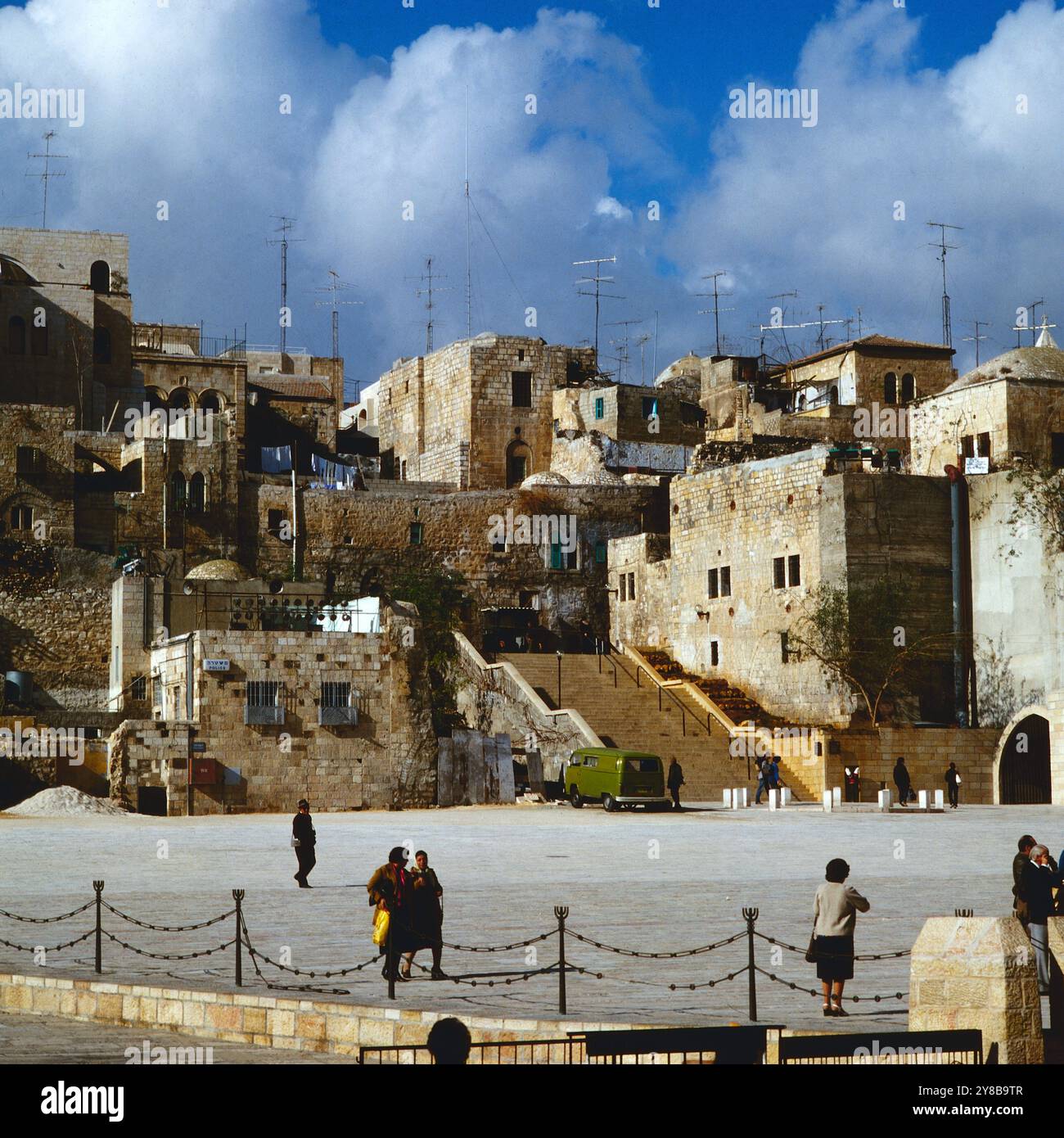 Israel police 1980s hi-res stock photography and images - Alamy