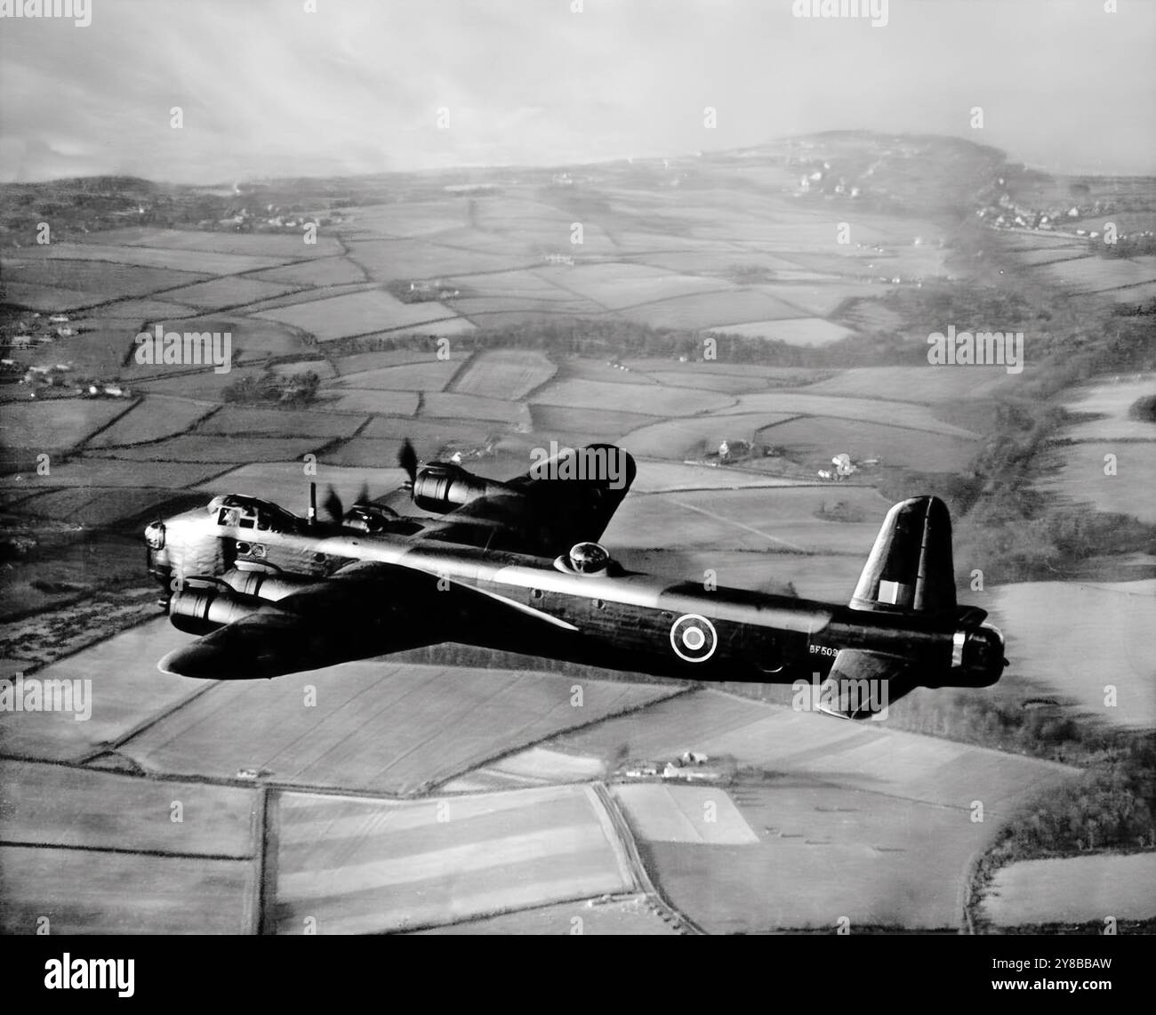 Short stirling bomber hi-res stock photography and images - Alamy