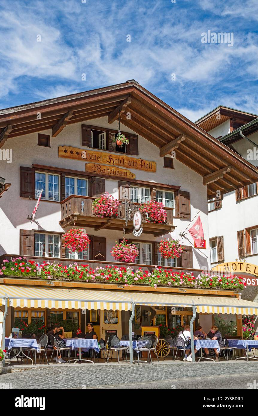 Traditional swiss building hi-res stock photography and images - Alamy
