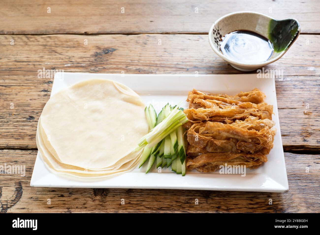 Crispy aromatic mock duck pancakes vegetarian friendly Asian meal Stock ...