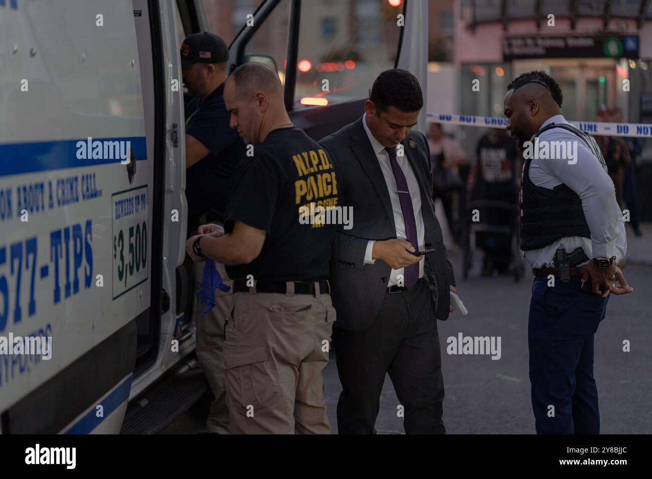 Bronx, USA. 03rd Oct, 2024. Homicide detectives from the 41st Precinct ...