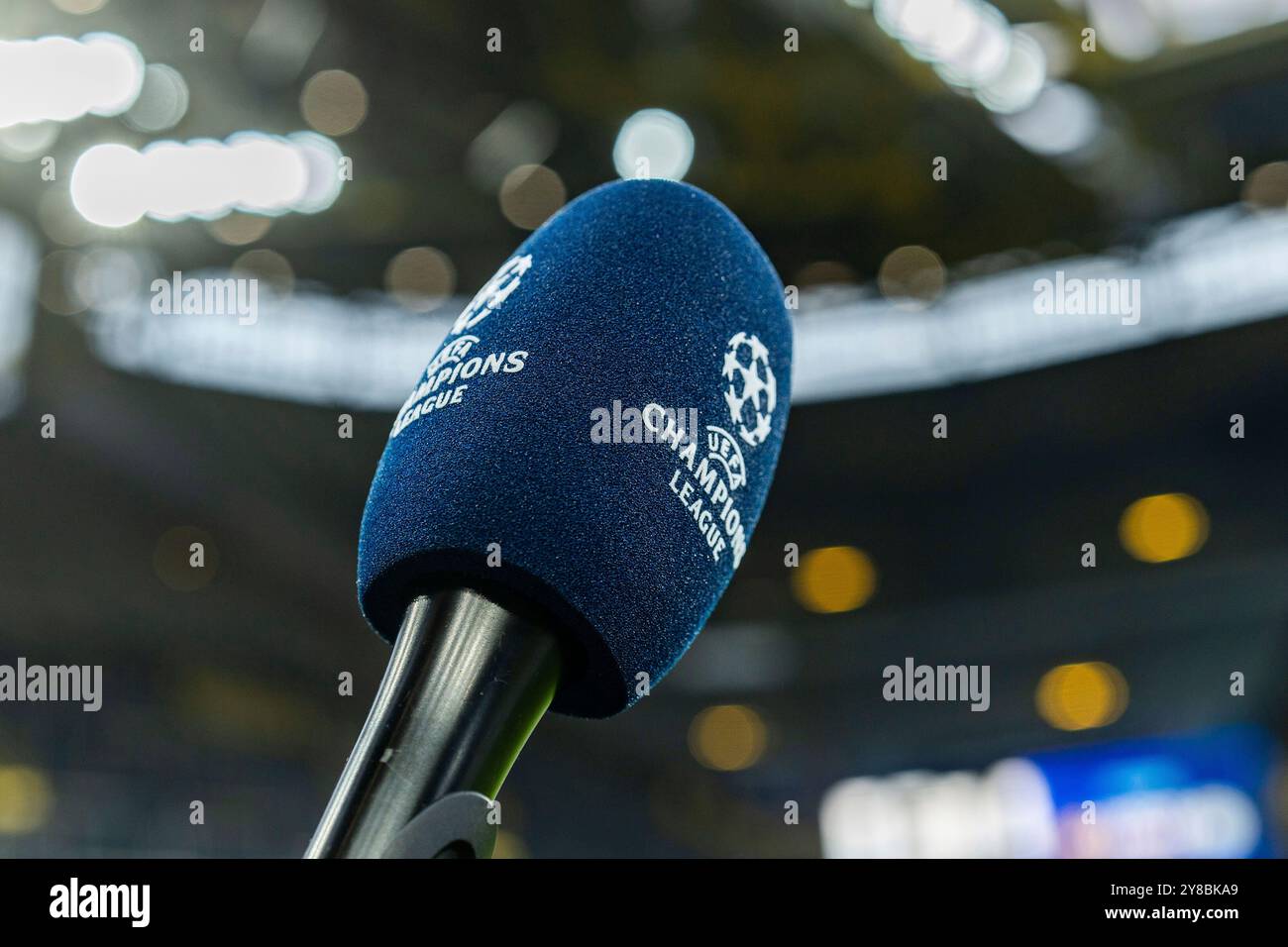 An uefa champions league microphone hi-res stock photography and images ...