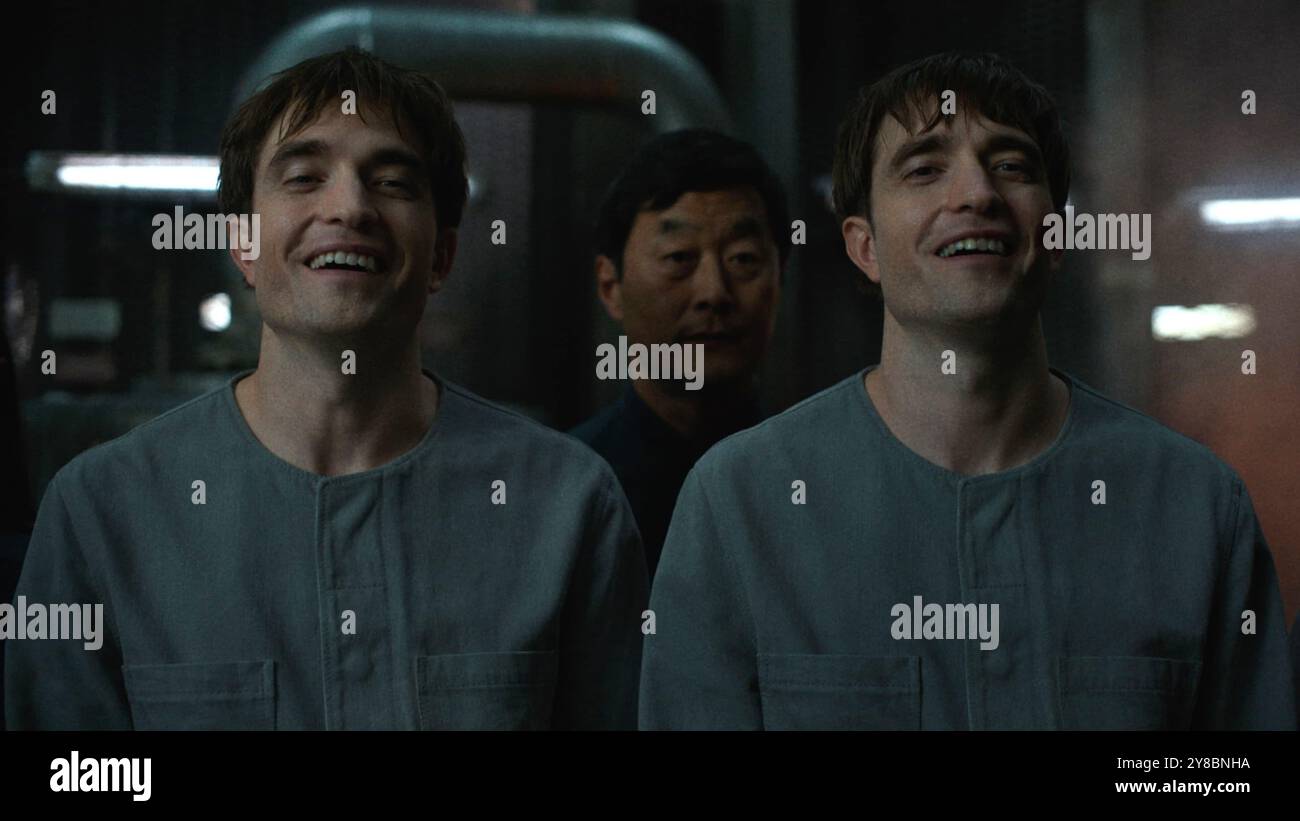 ROBERT PATTINSON in MICKEY 17 (2025), directed by BONG JOON HO. Credit ...