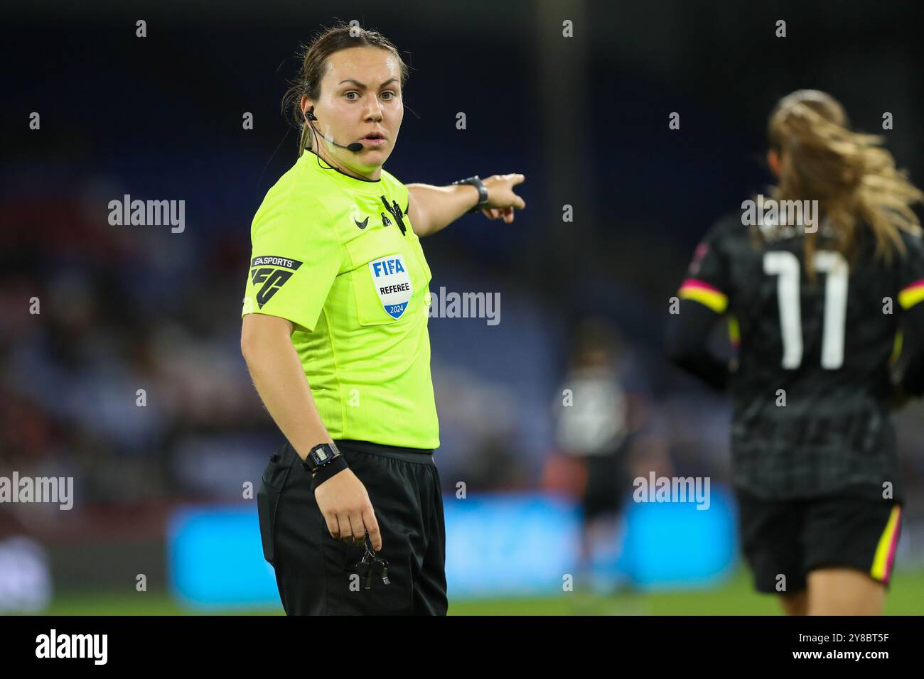 London, UK. 27th September, 2024. Emily Heaslip (referee) during ...