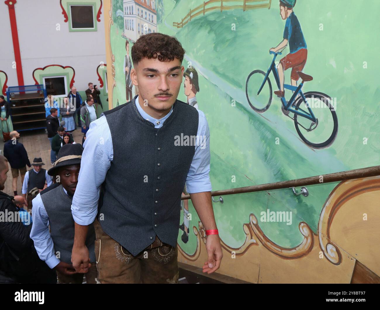 Sean dulic tsv 1860 munchen kopf hi-res stock photography and images ...