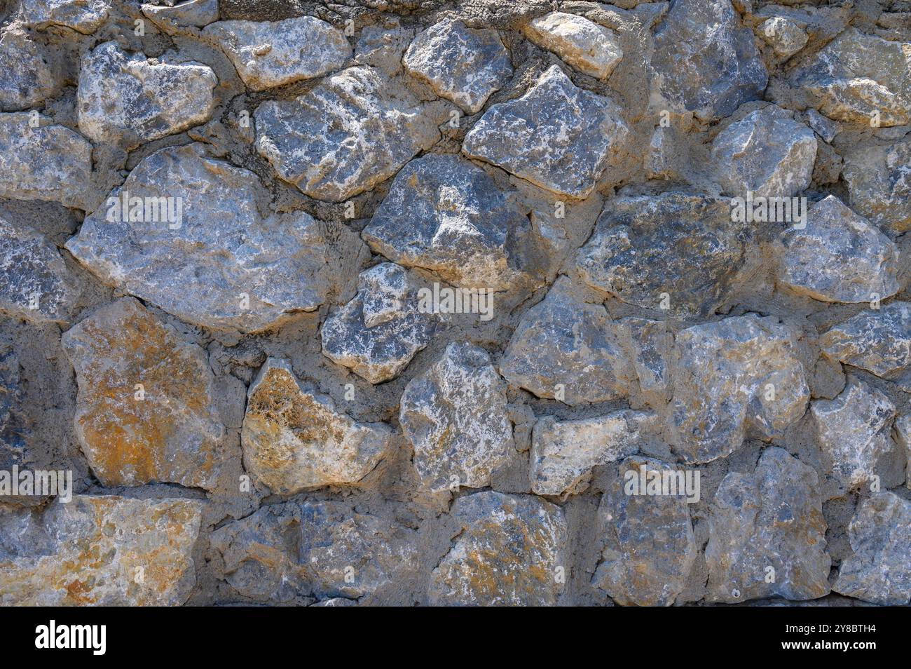 old rock stone wall texture Stock Photo - Alamy
