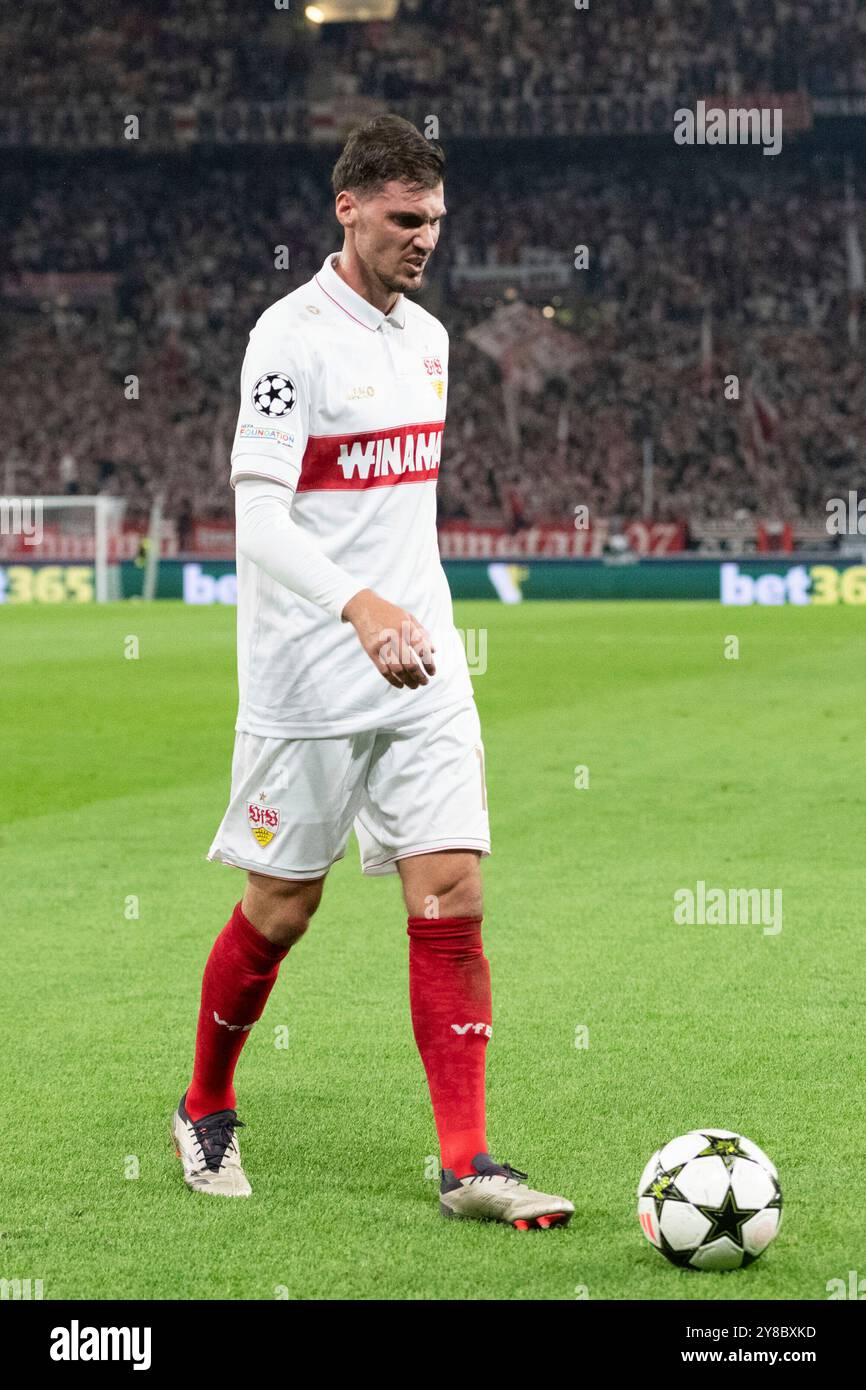 Pascal Stenzel (VfB Stuttgart, #15) GER, VfB Stuttgart vs. AC Sparta ...