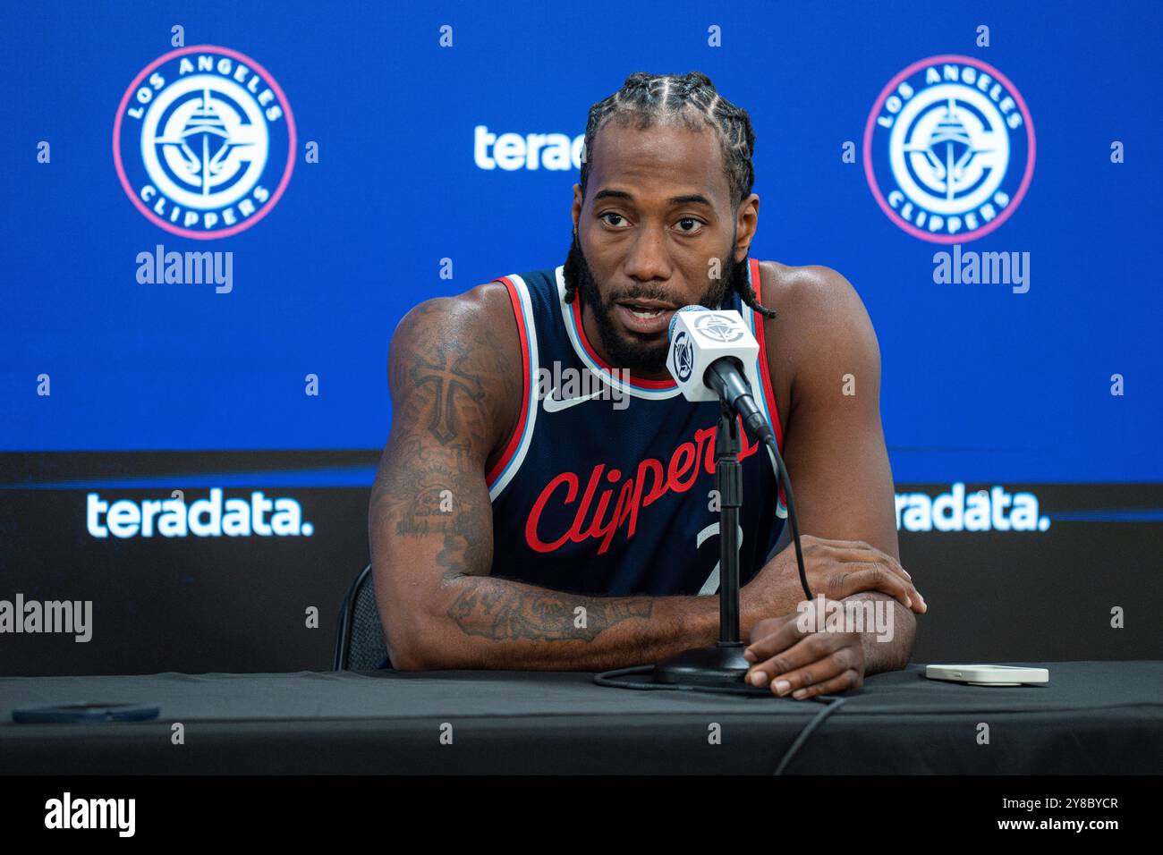 LA Clippers forward Kawhi Leonard (2) during the Clippers Media Day ...