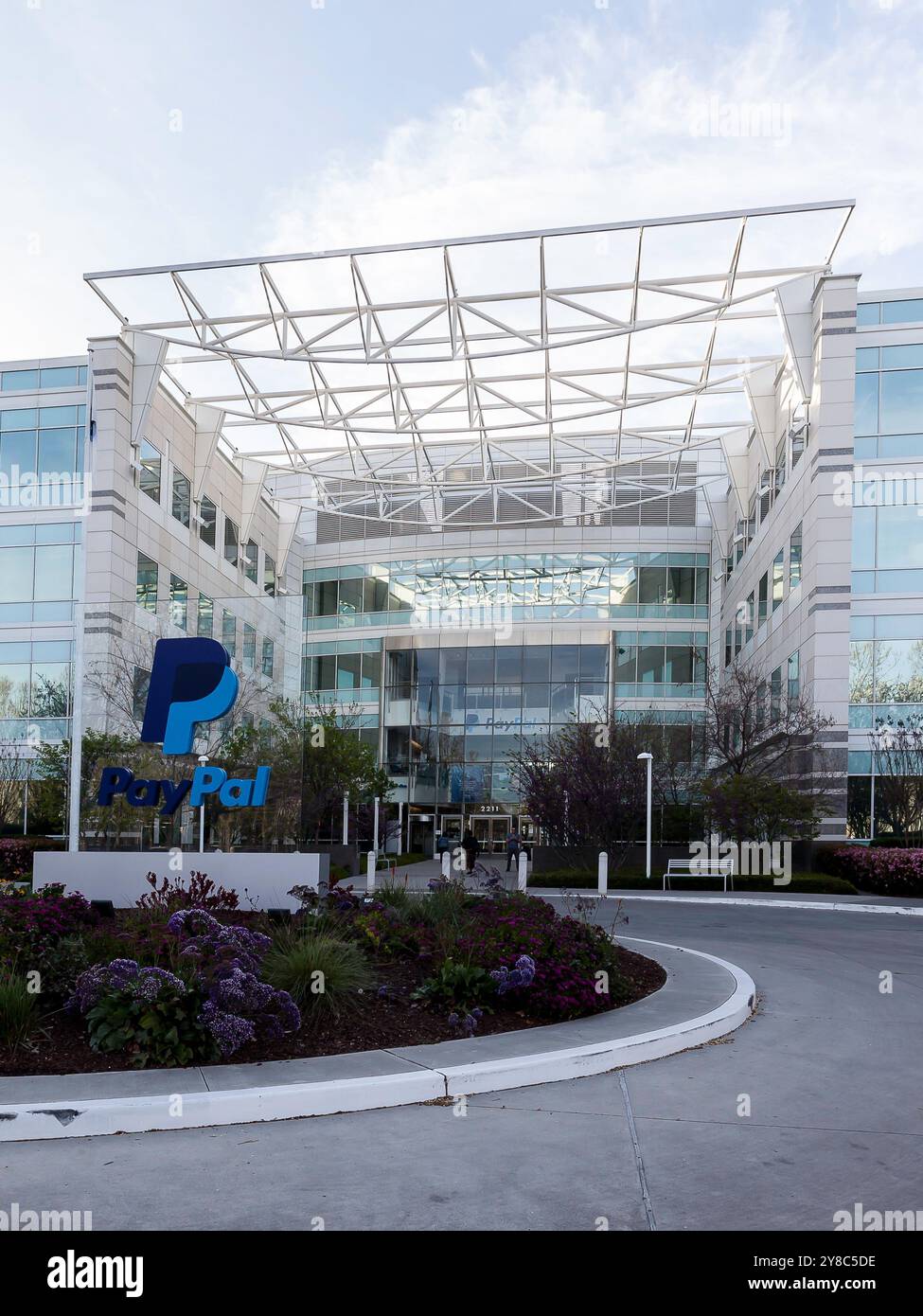 Entrance of Paypal 's headquarters in Silicon Valley Stock Photo - Alamy
