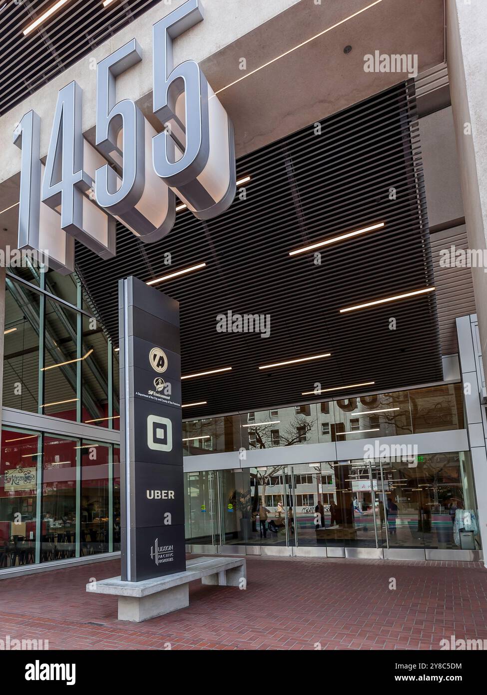 Exterior view of Hangar One at Moffett Field, CA Stock Photo - Alamy