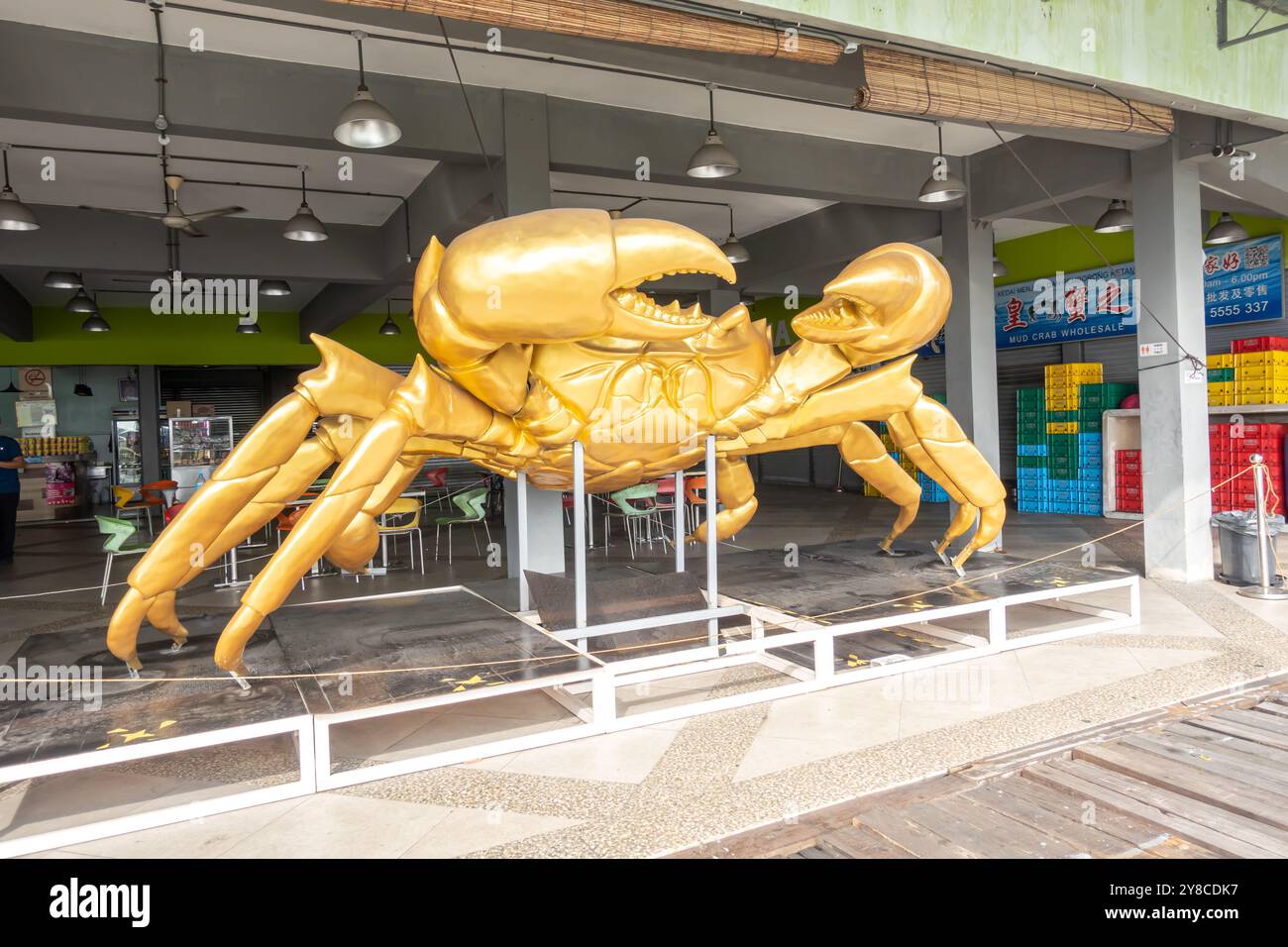 Crab sculptures hi-res stock photography and images - Alamy