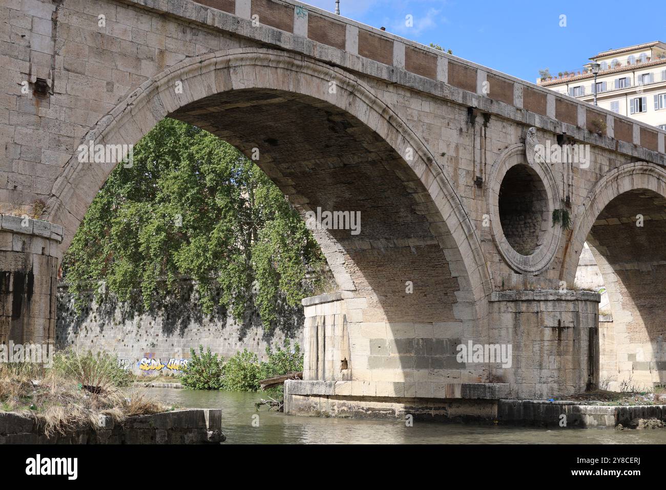 Ancient Ponte Sisto Pedestrian Bridge, Trastevere, Rome, Italy Stock ...