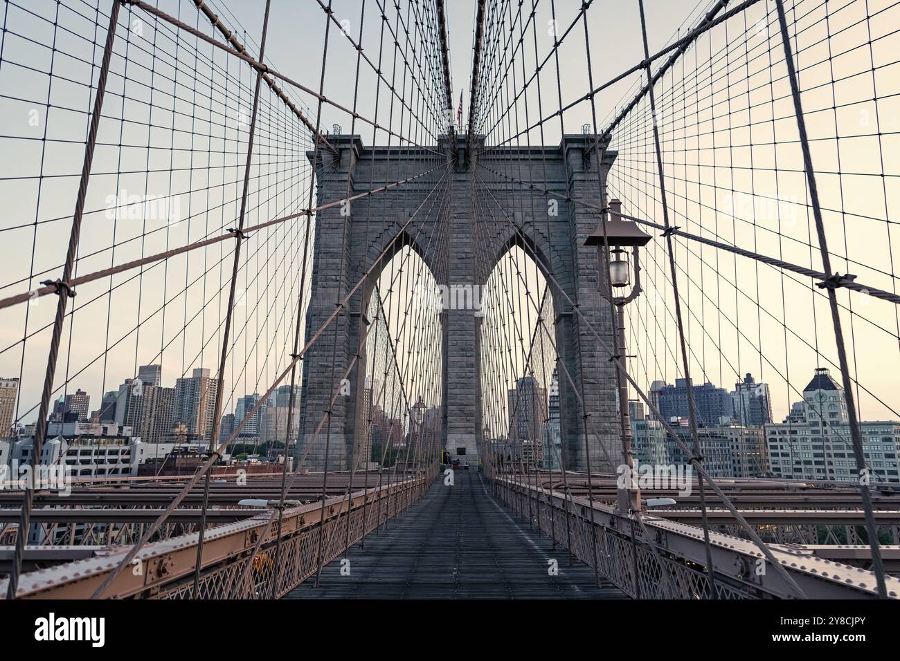 brooklyn bridge to manhattan. urban architecture landmark of brooklyn ...