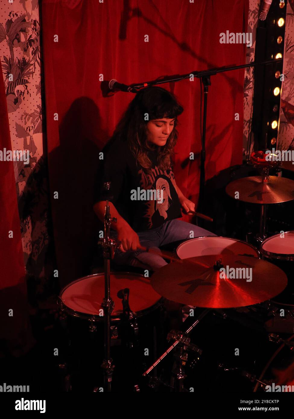 The fantastic Betty Taylor live in Manchester on their first overseas ...