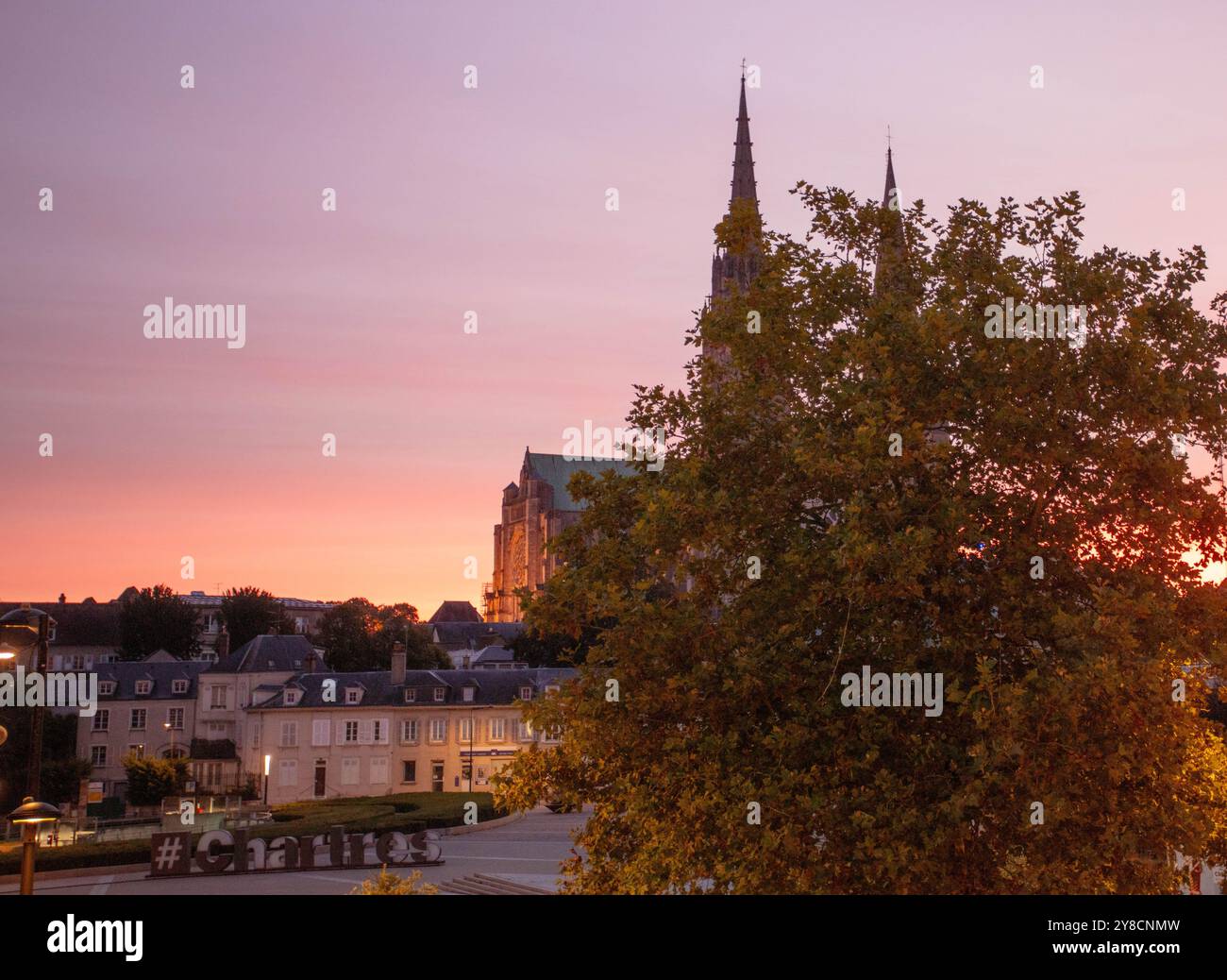Notre Dame de Chatres Cathedral France Stock Photo - Alamy