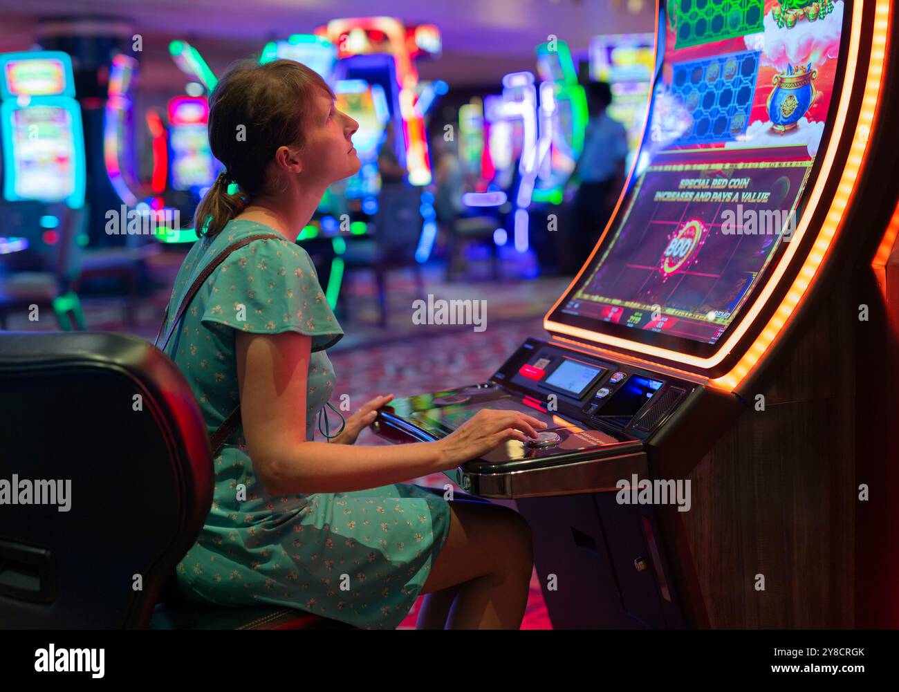 Inside interior poker table hi-res stock photography and images - Alamy