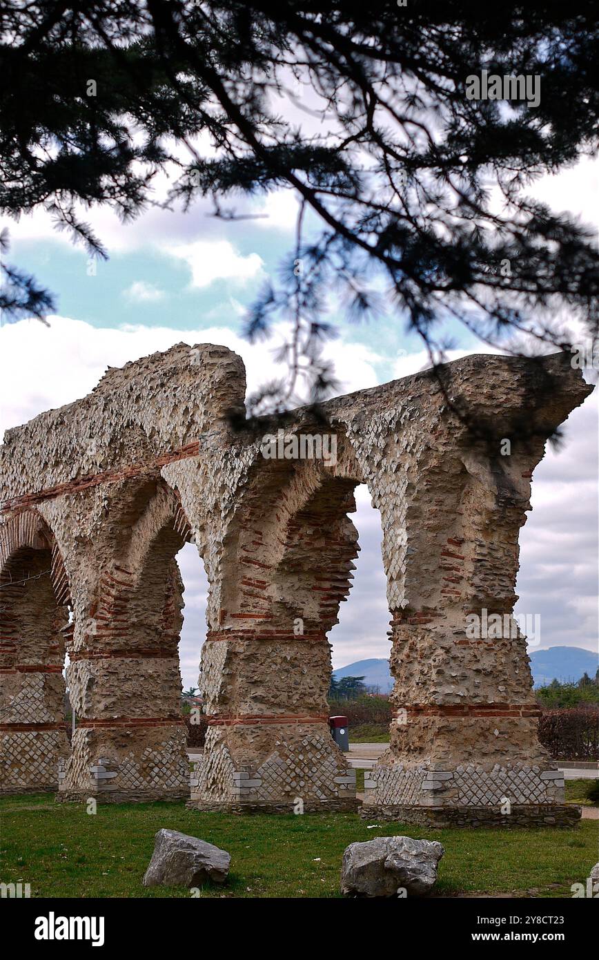 Aqueduct, roman ruins in Lyon area, Chaponost, Rhone, AURA region ...