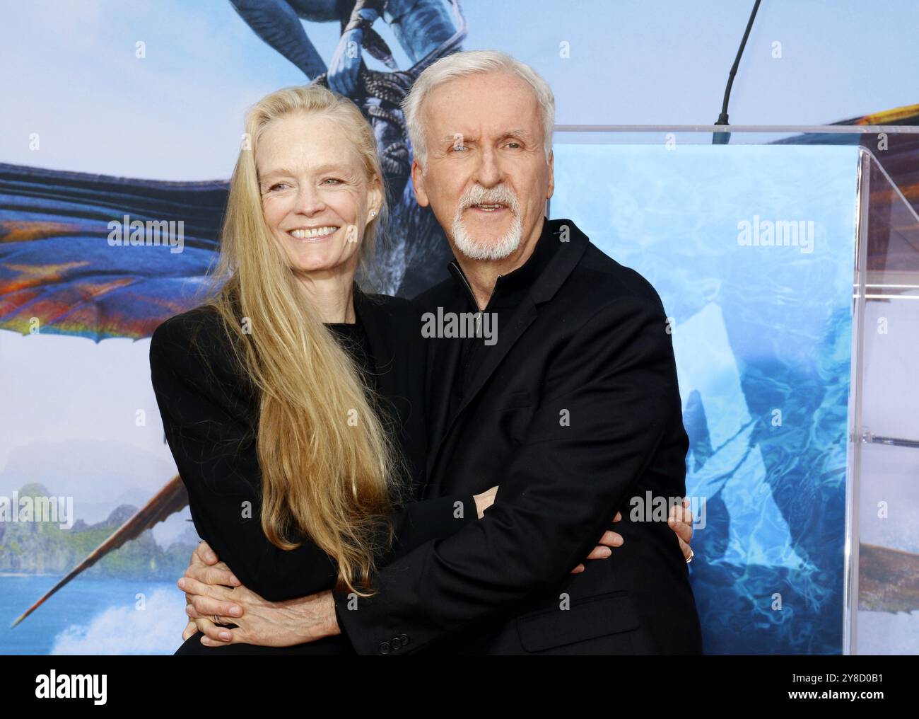 Suzy Amis Cameron and James Cameron at James Cameron and Jon Landau ...
