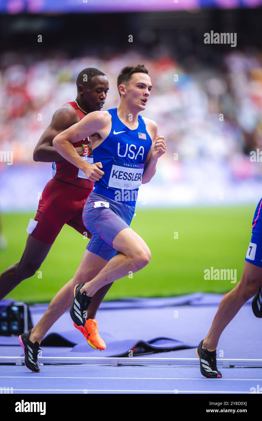 Hobbs Kessler participating in the 800 meters at the Paris 2024 Olympic ...