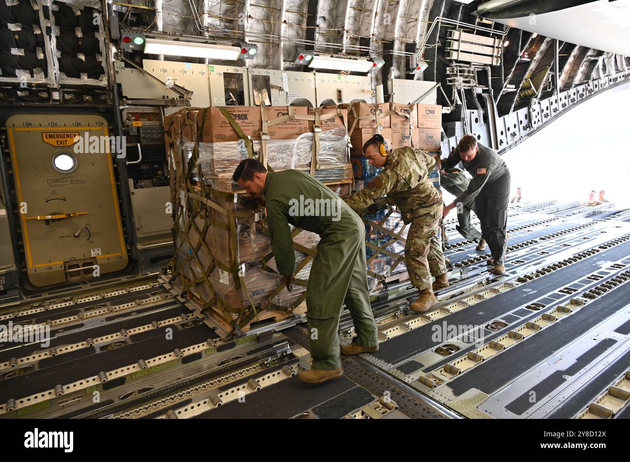 Western global cargo aircraft hi-res stock photography and images - Alamy