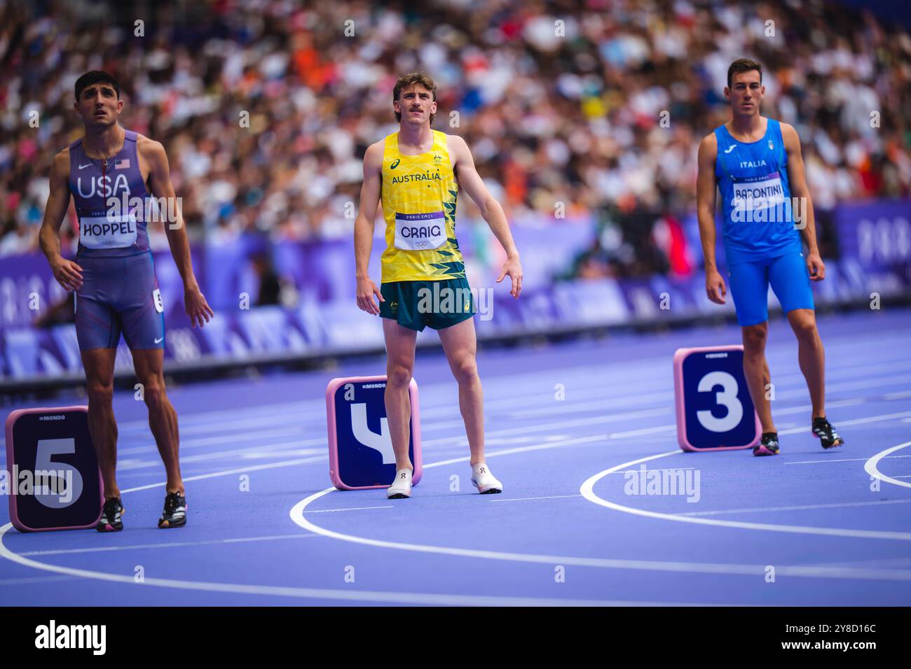 Peyton Craig participating in the 800 meters at the Paris 2024 Olympic ...