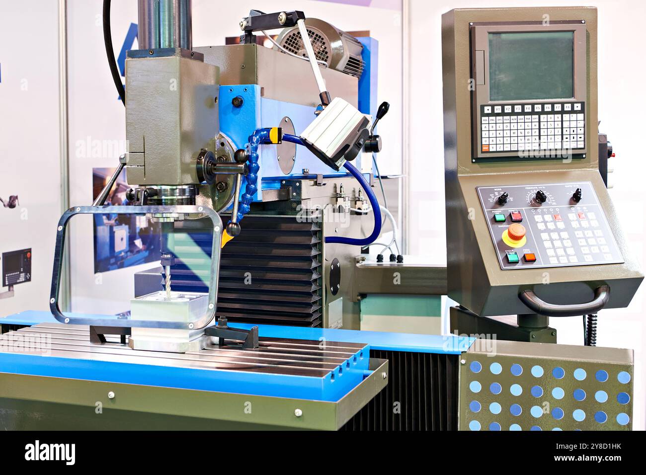 Metal processing on cnc machine hi-res stock photography and images - Alamy