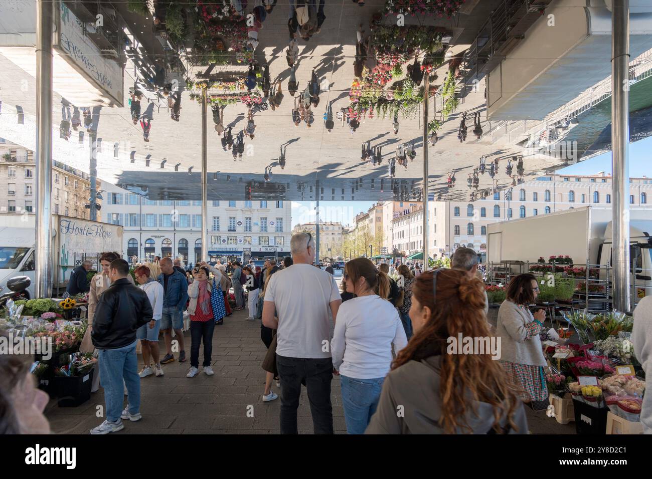 Reflective ceiling marseille hi-res stock photography and images - Alamy
